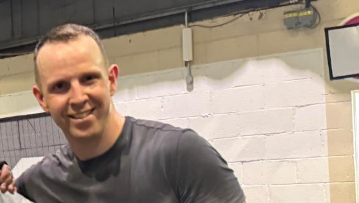 Fundraiser for Una Ennis by Shane Cullen : Team Archie Hell and Back