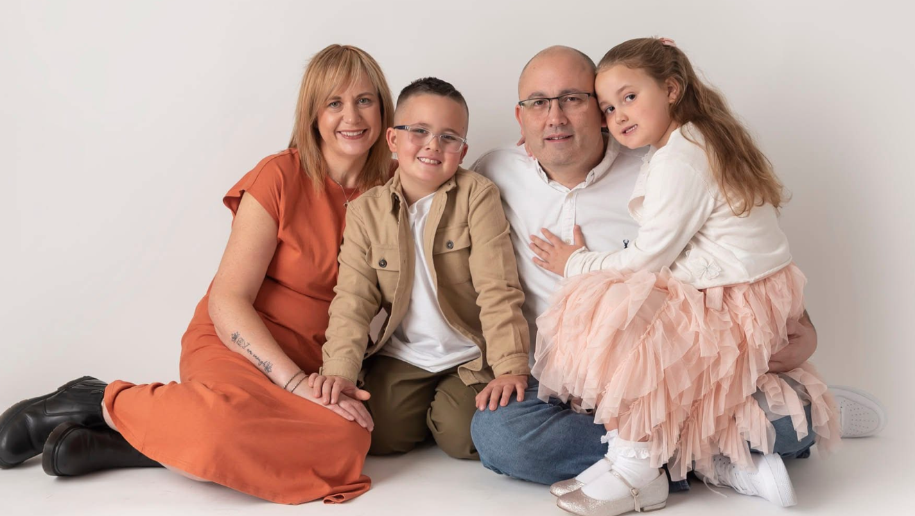 Fundraiser for michelle parry by Jen Cope : Help a family make memories