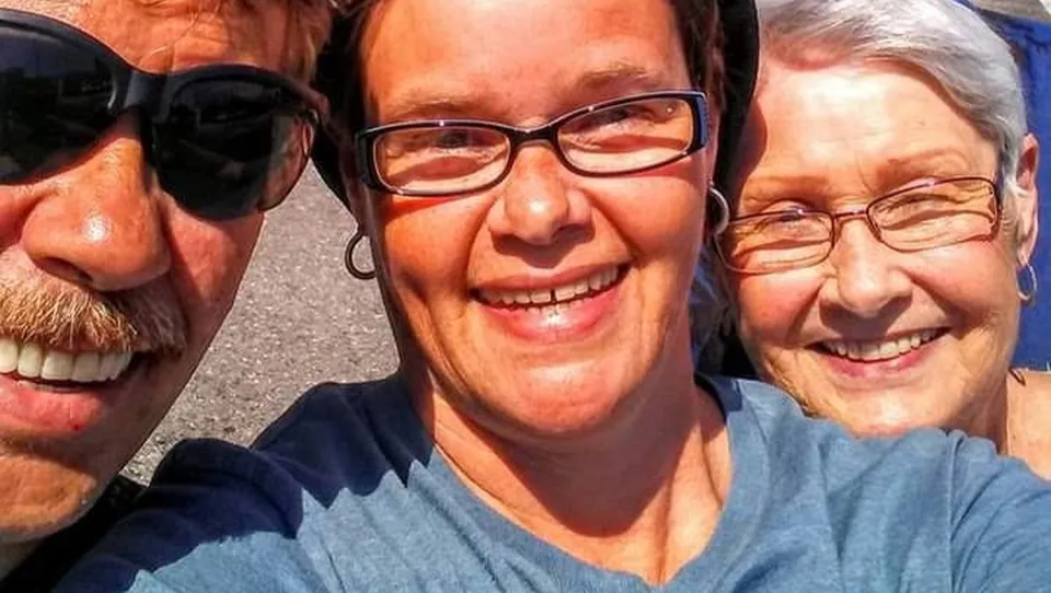 Fundraiser for Kelly Bennett by Kate Noel : Help Kelly Stay Housed and ...