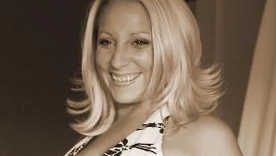 Fundraiser by Sarah Layton : Jen’s funeral and memorial