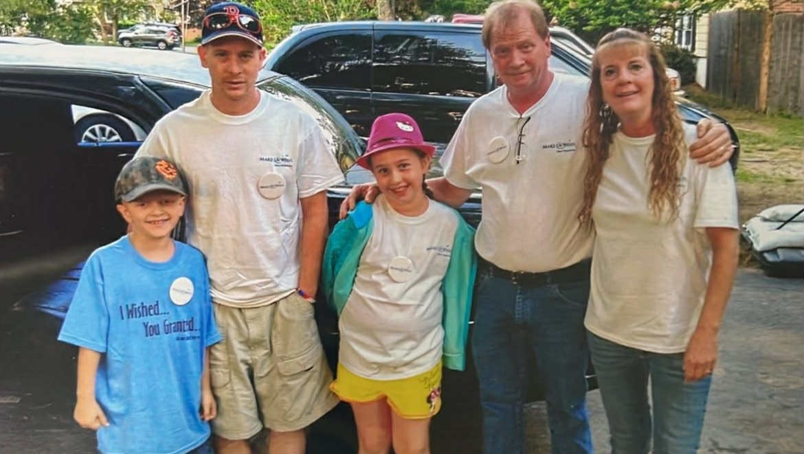 Fundraiser by Lisa Shaw : Help Cover David Laughton's Funeral Costs