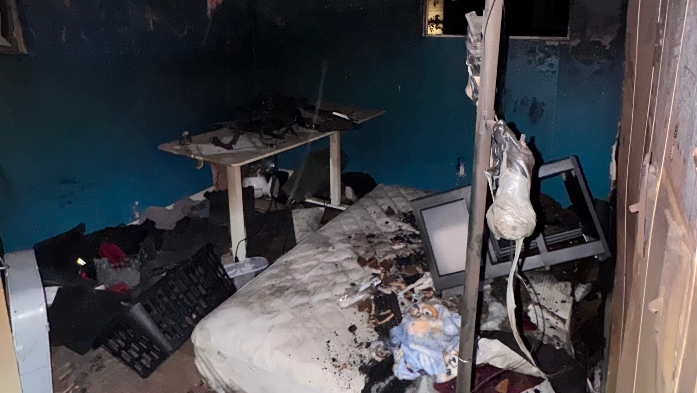 Fundraiser by Christopher Fausto : Castillos Fire Tragedy