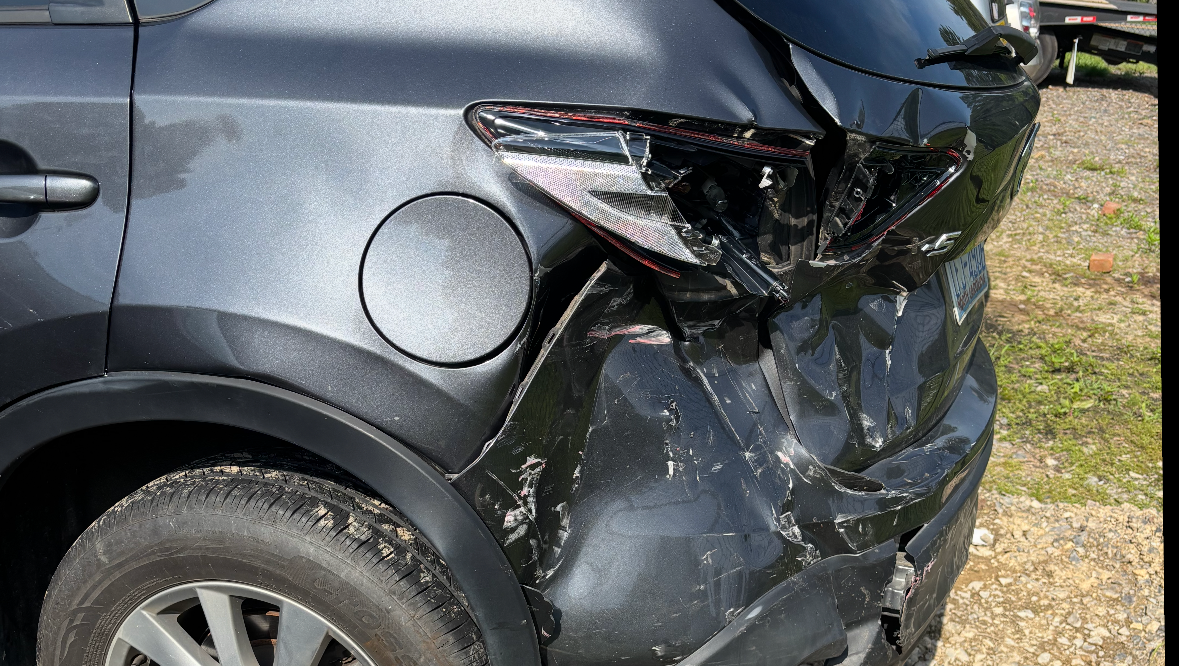 Fundraiser for Stephanie Fulford by Ava Bunker : She Stopped to Help a ...