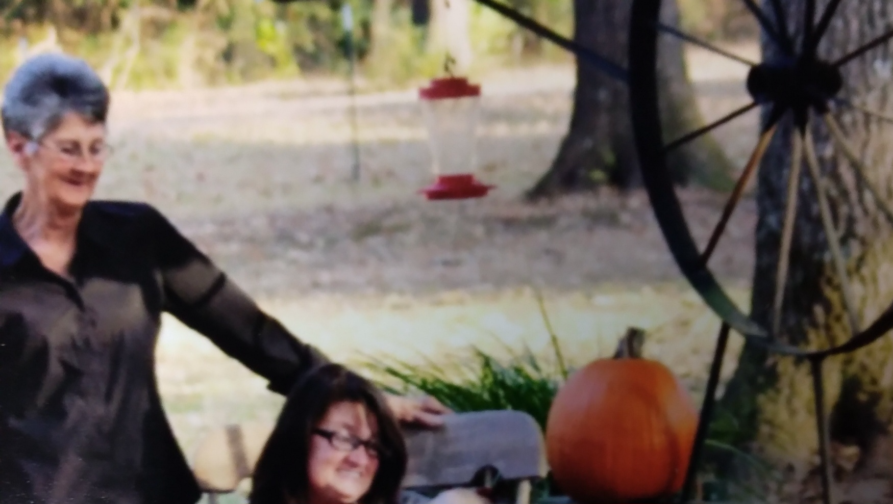 Fundraiser by cathy Ellison : Assist with Diane Holloway's Final Farewell