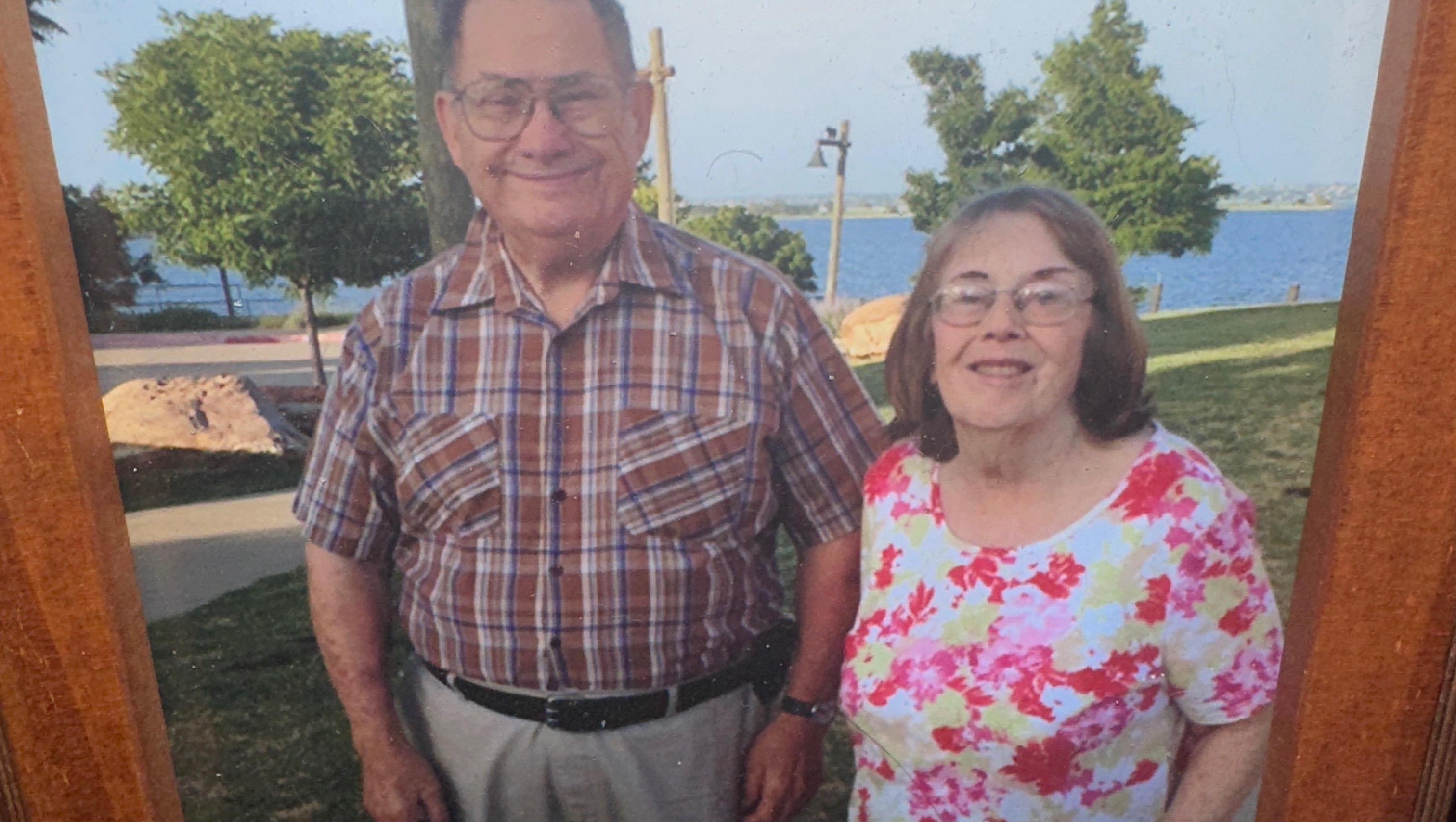 Fundraiser by Madi Arielle : Help Donna Lay Her Mother to Rest