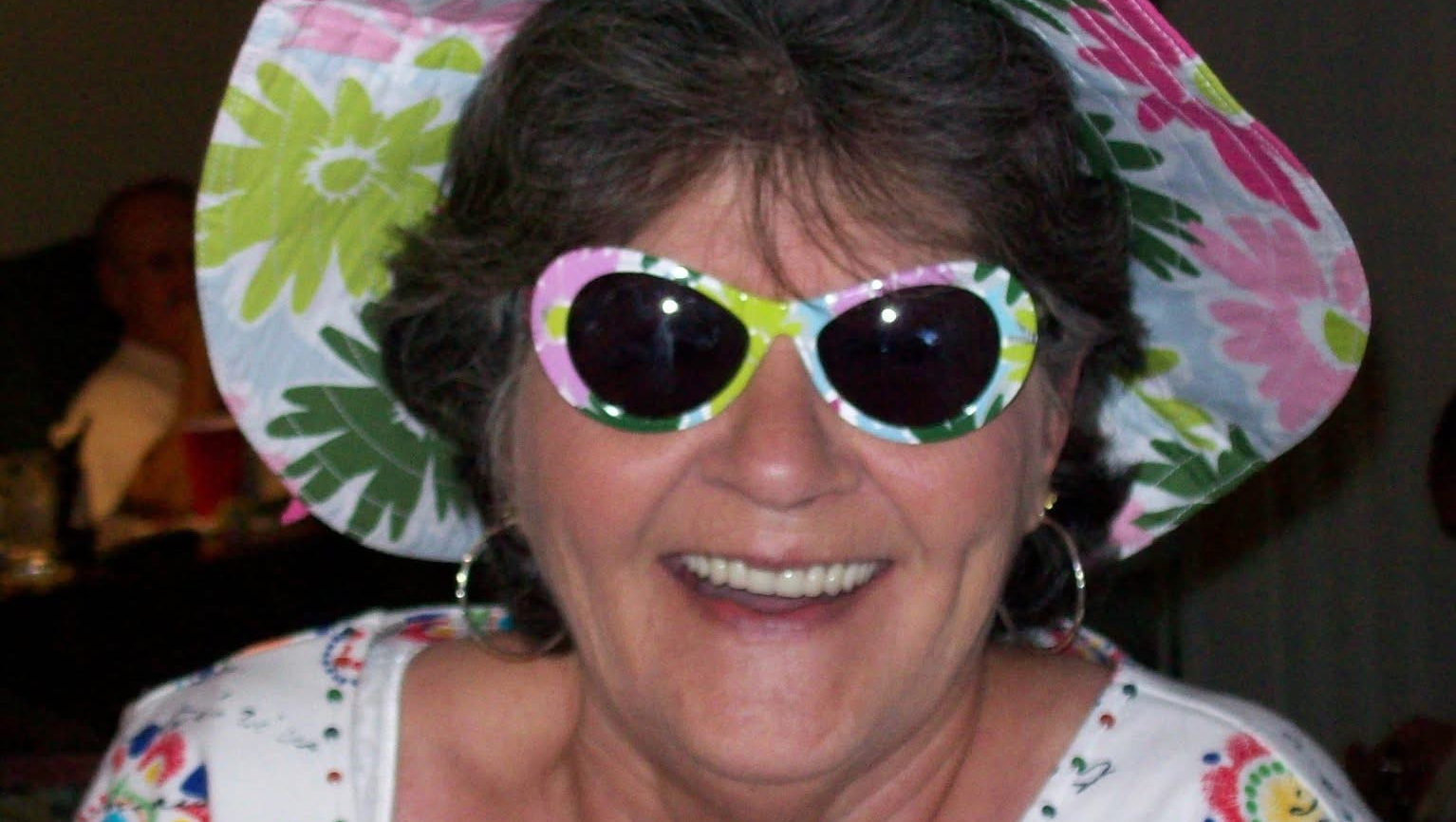 Fundraiser by Timothy Ellington : Help lay my sweet mama to rest Paula Ellington