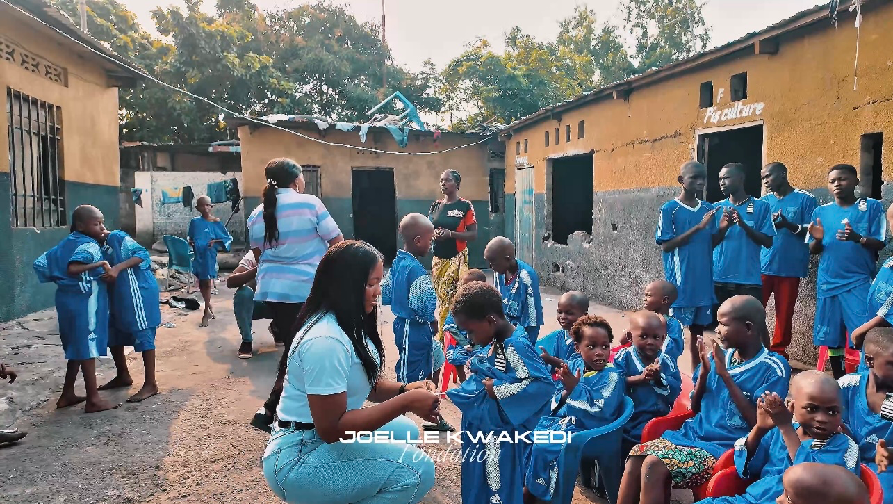 Fundraiser by Joelle Kwakedi : Help 500 Children Start School with Dignity – Give the Gift