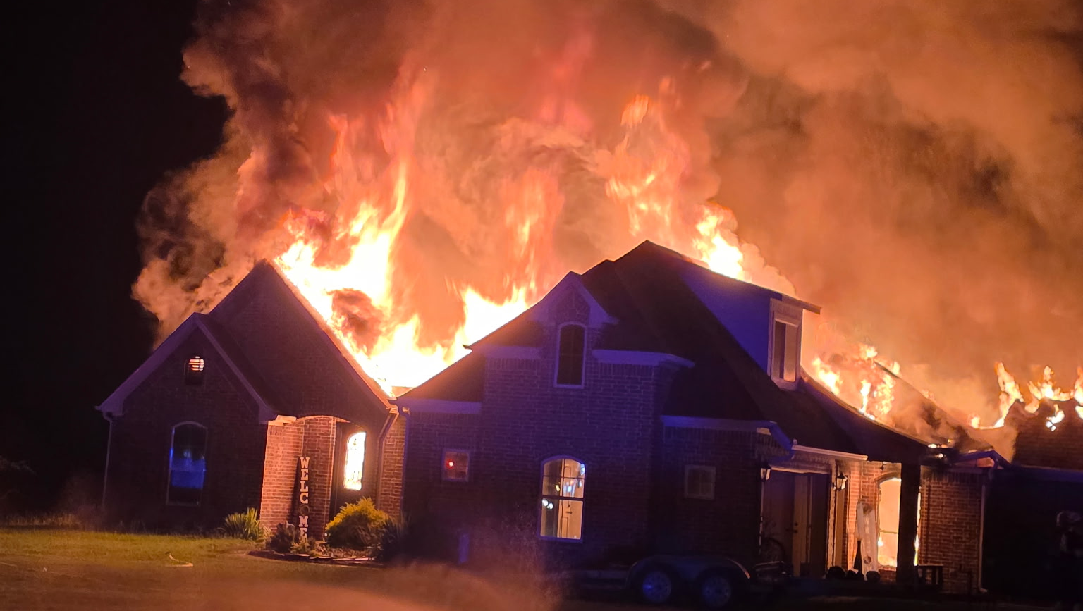 Fundraiser by Cadence Mabery : Help family after tragic house fire
