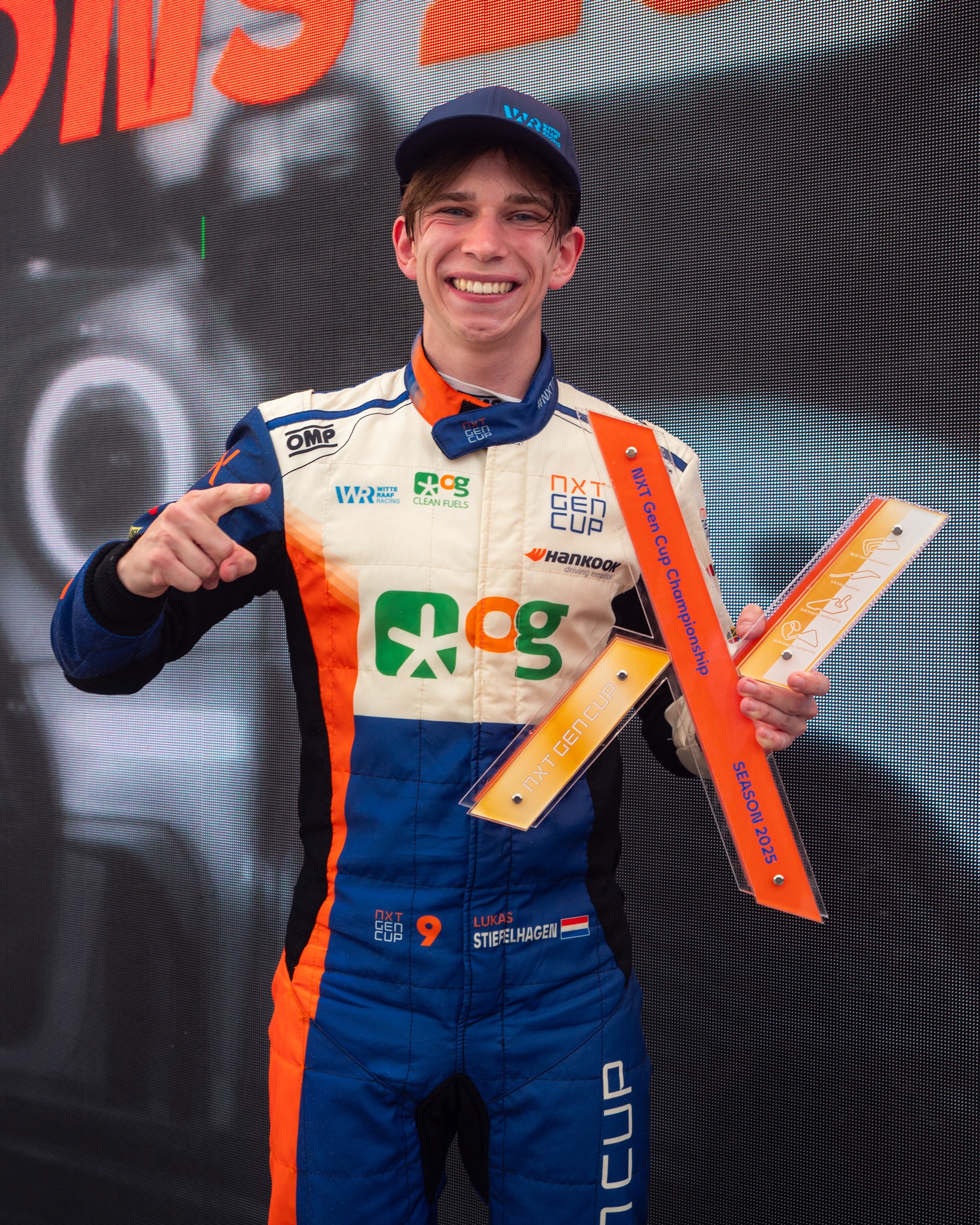 Fundraiser by Aafke Zwart : Help CO2-neutraal coureur Lukas ...