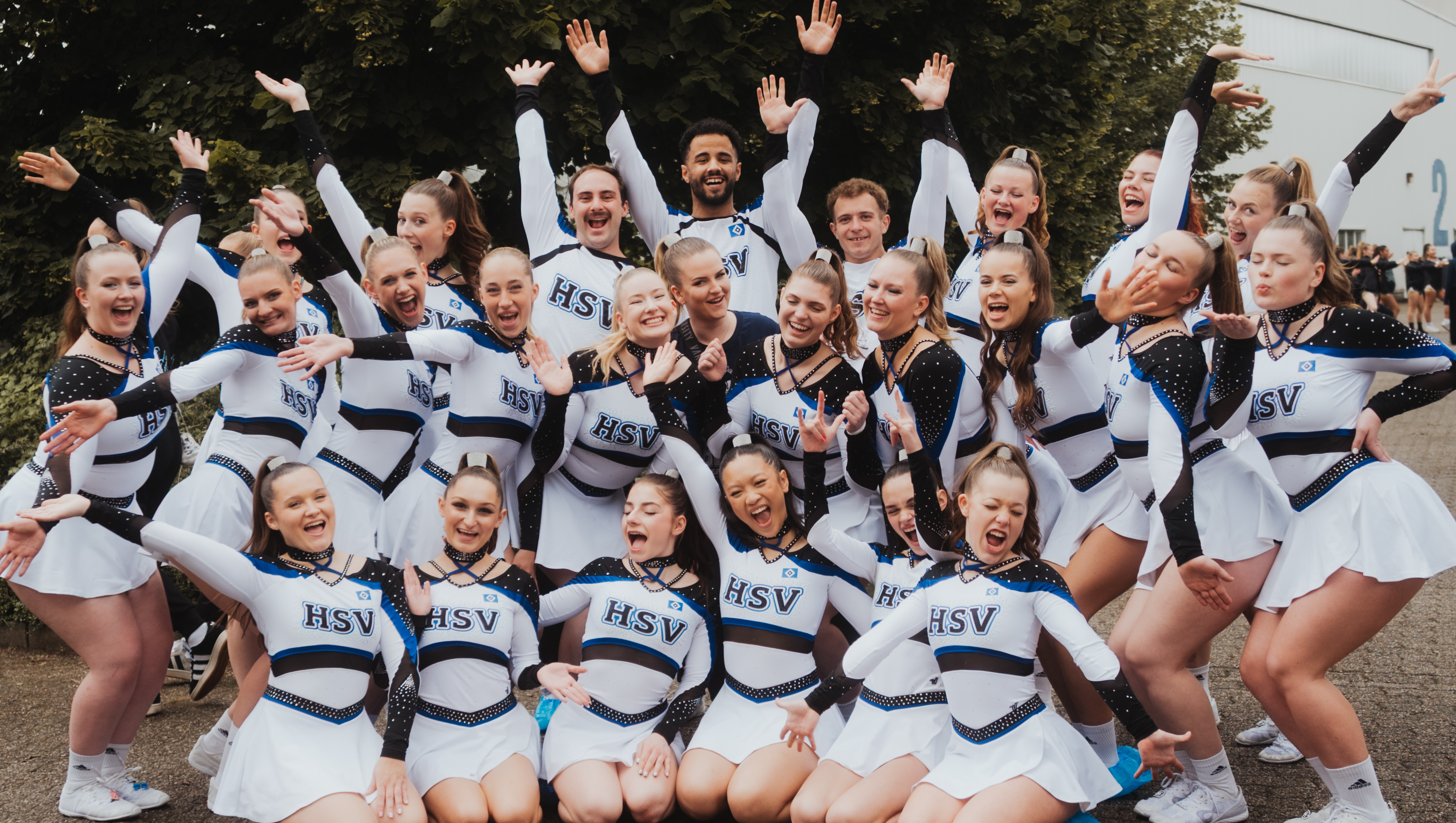 Fundraiser by Anh-Thu Céline Nguyễn : HSV Smoke goes Cheerleading ...