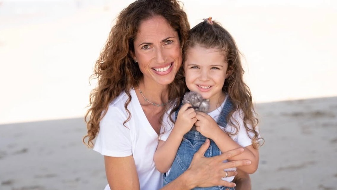 Fundraiser for Jennifer Sansone by Olivia Stuka : Standing with ...