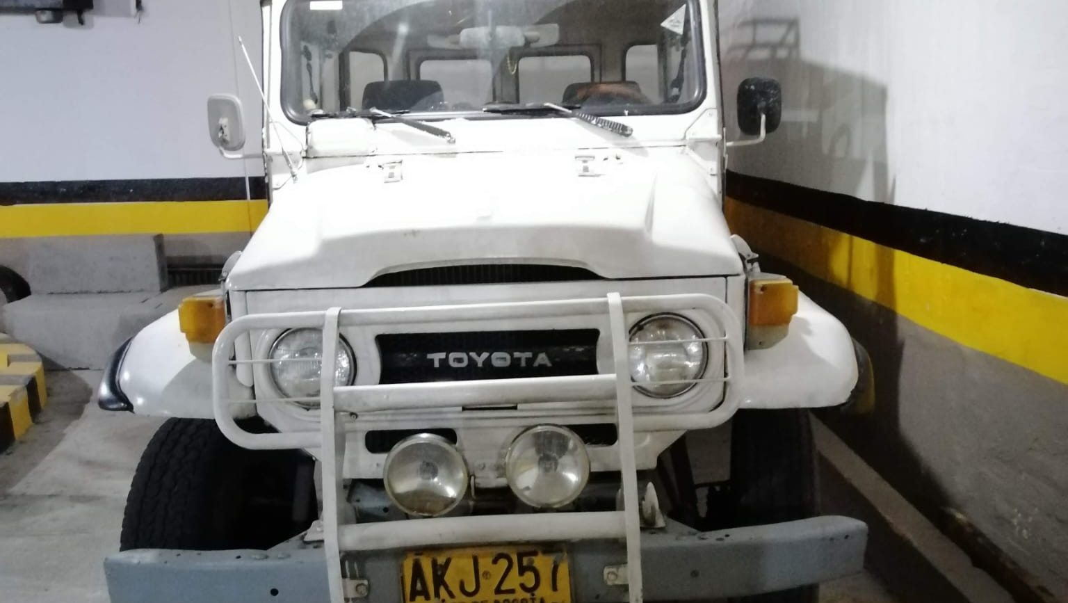 Fundraiser by Andres Felipe Murcia Gomez : auto de mi abuelo