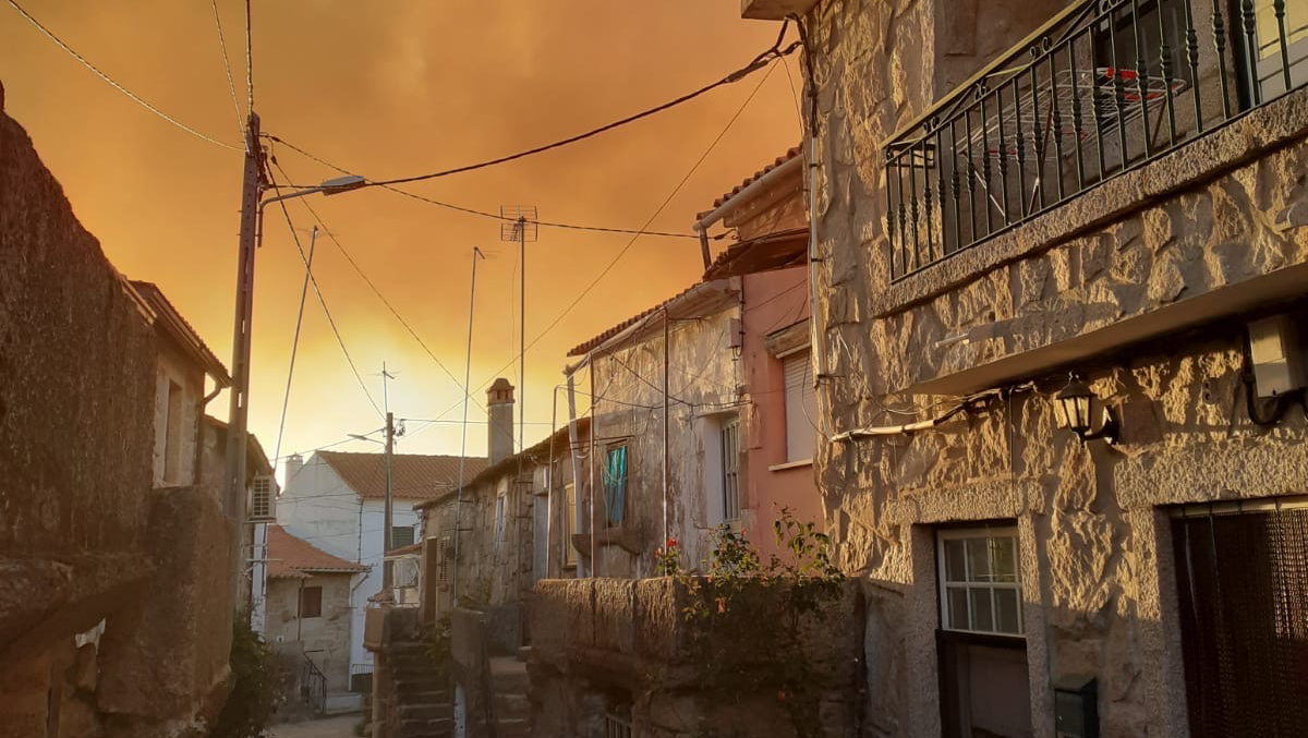 Fundraiser for Sean Adrian Timothy Boore by Maria Pires : Rebuild Kelly ...