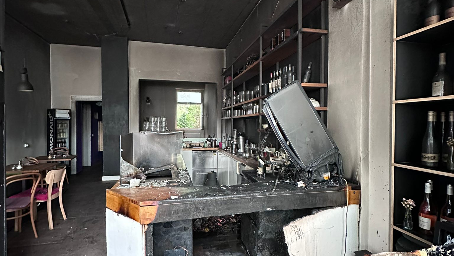 Fundraiser by Daniel Seibert : Neuanfang für das Café Marie