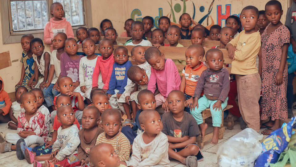 Fundraiser by Erilino Moulafa : Une maison pour 121 enfants de l ...