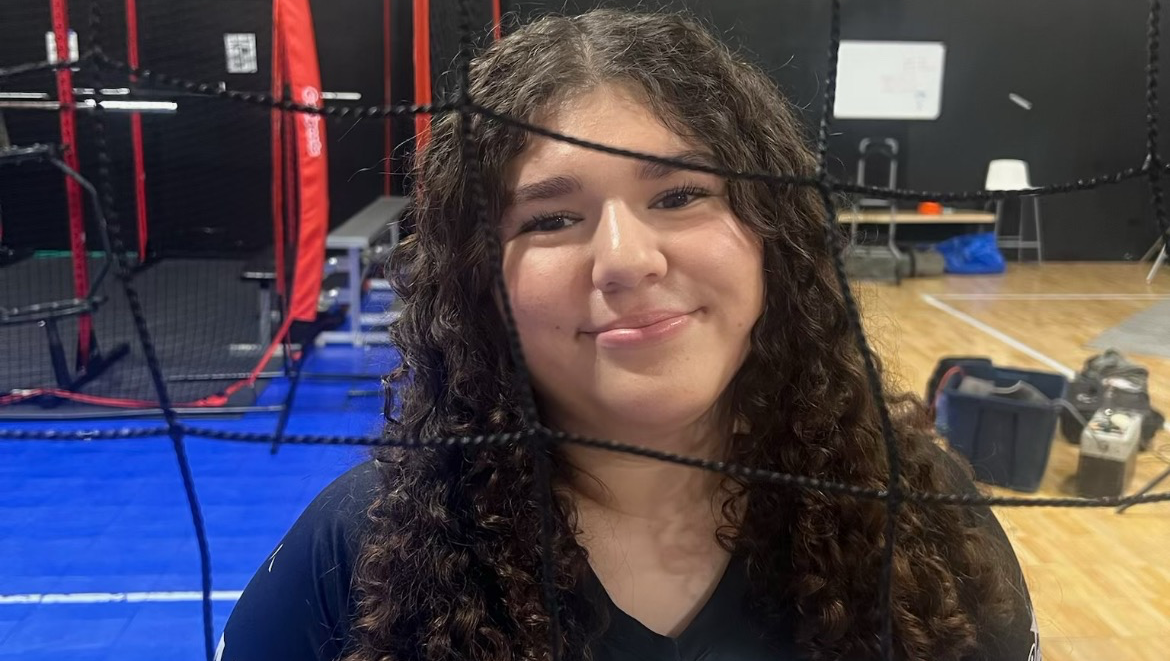 Fundraiser by Jackie Vazquez : Support Bella Vazquez's Volleyball Journey