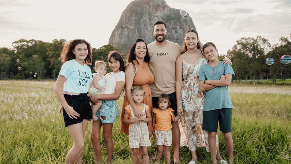 Fundraiser for Sarah Hoek by Eleisha Hoek : Hoek’s battling Stage 4 Cancer