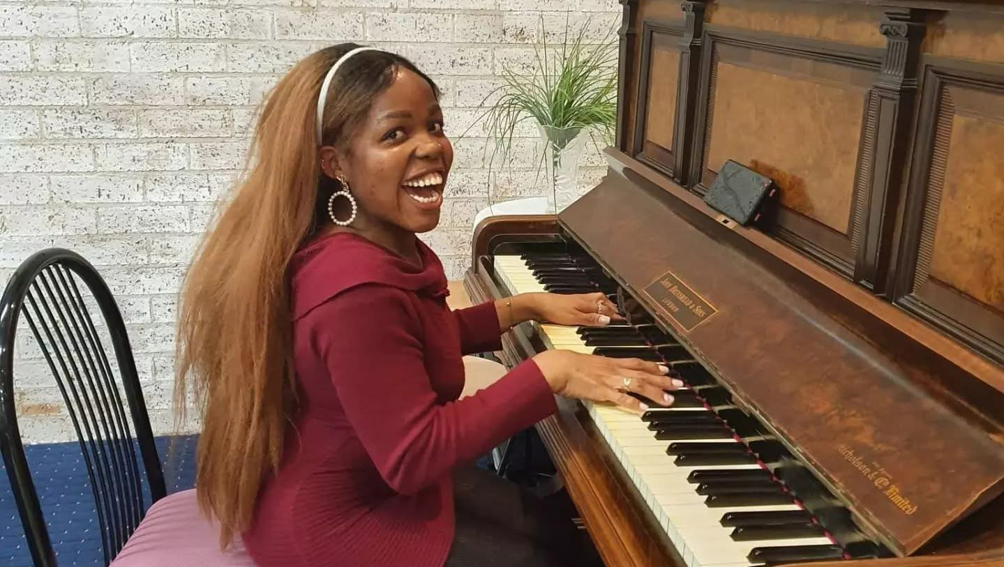 Fundraiser for Elemani Shabani by Adel Mayom : Vicky Shabani