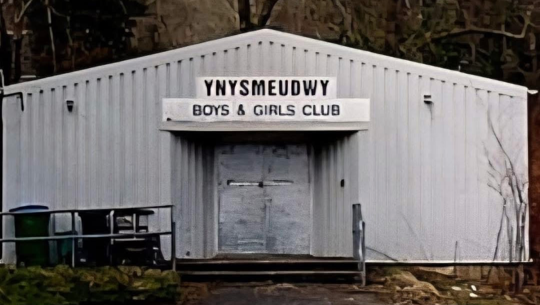 Fundraiser by Phoebe Moore : Ynysmeudwy Community Hub