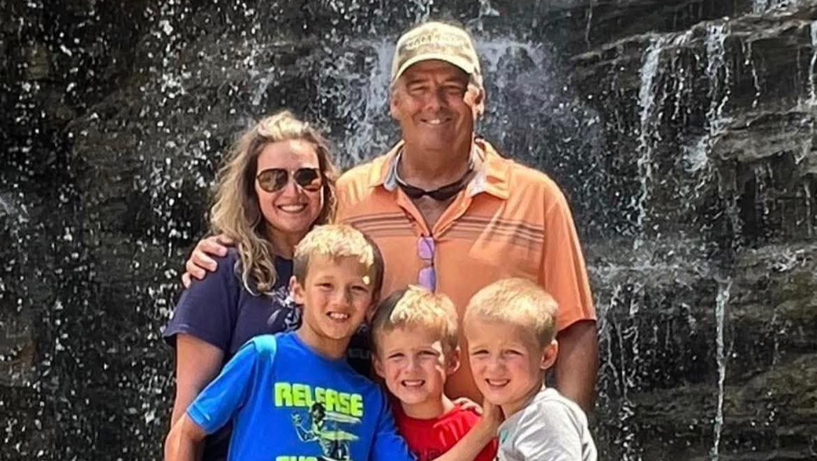 Fundraiser for Derinda Taylor by Vickie Robbins : Brandon's Fundraiser