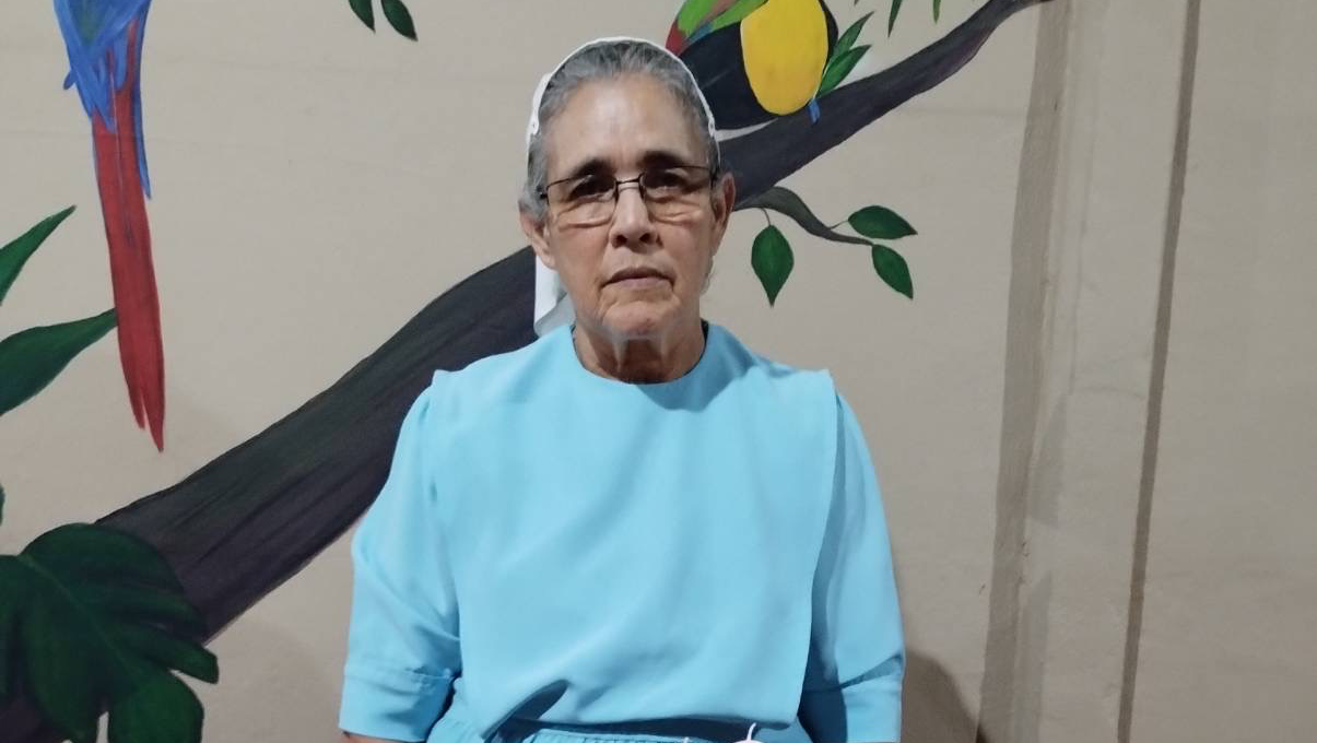 Fundraiser by Esther Villalobos Yoder : Donate to Save Mom's Sight