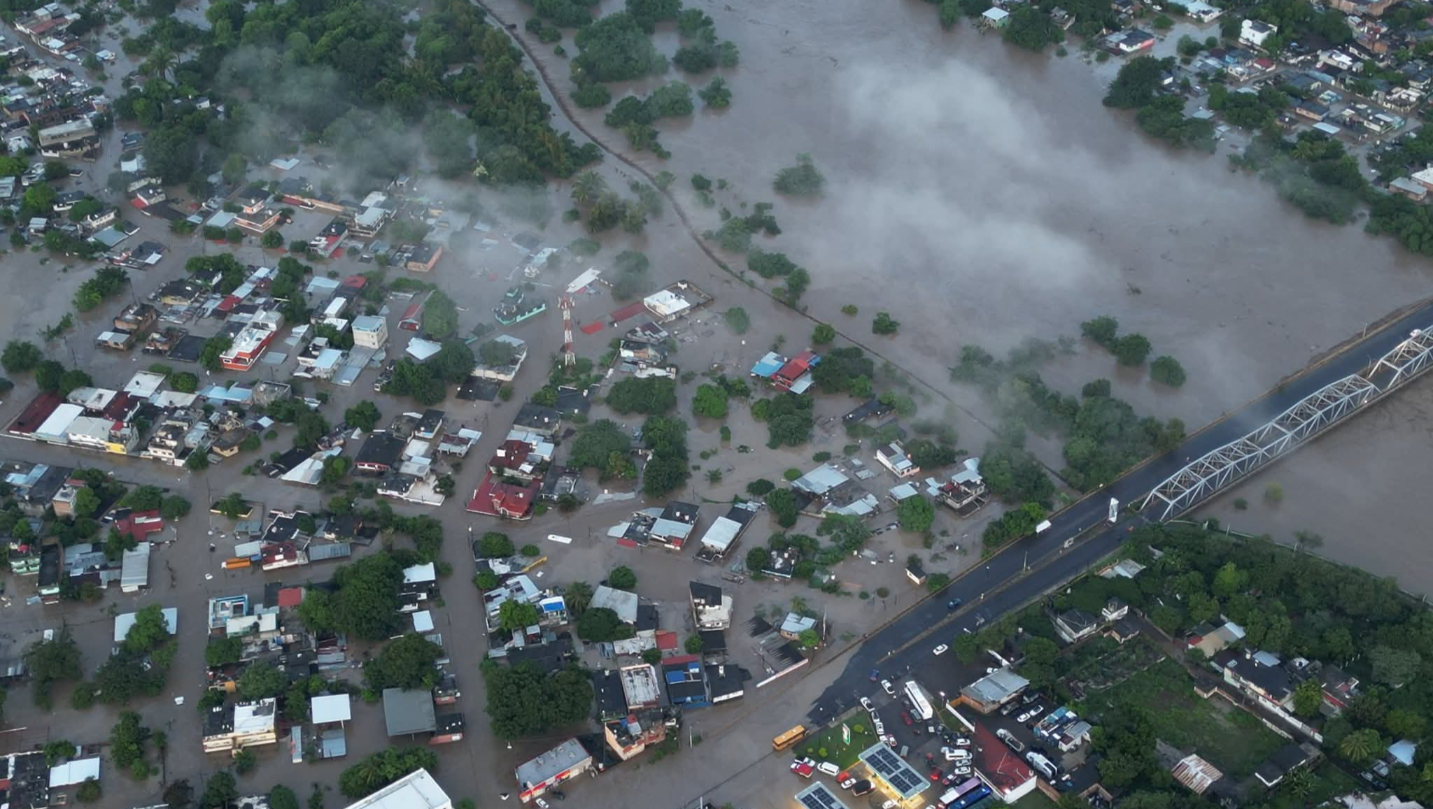 Fundraiser by Carlos Badillo hernandez : AYUDA La peor inundación en ...