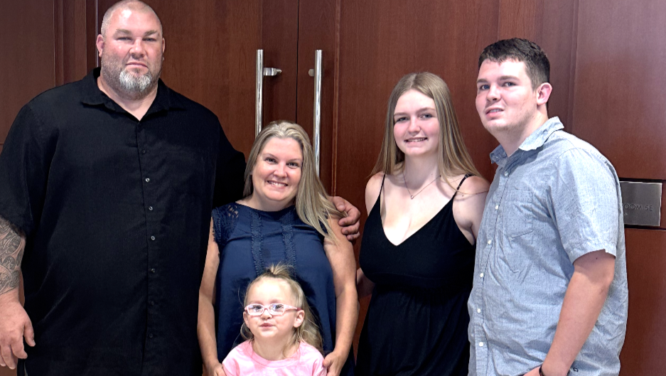 Fundraiser for Jeffrey Weldon by Nick Hope : Jeff Weldon and his Family
