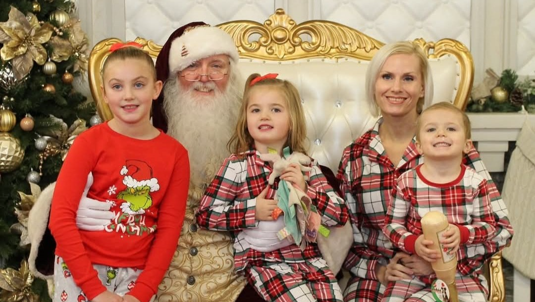 Fundraiser by Lauren Castro : Donate to Support Erin’s Family and Future