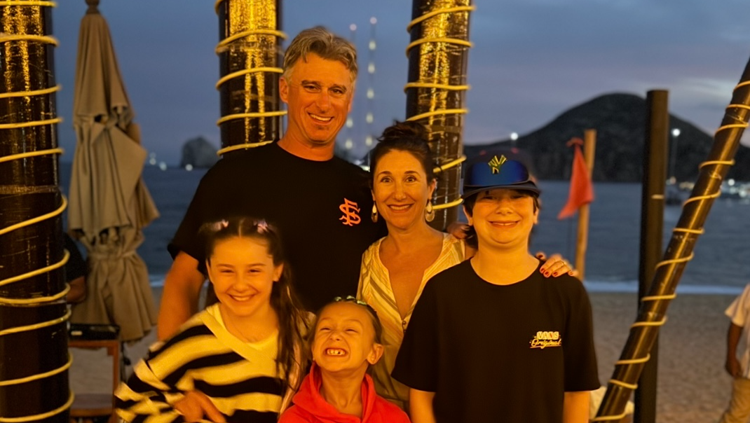 Fundraiser for Stephanie Vickery by Megan Horan : Support SFFD Chris Vickery's Recovery