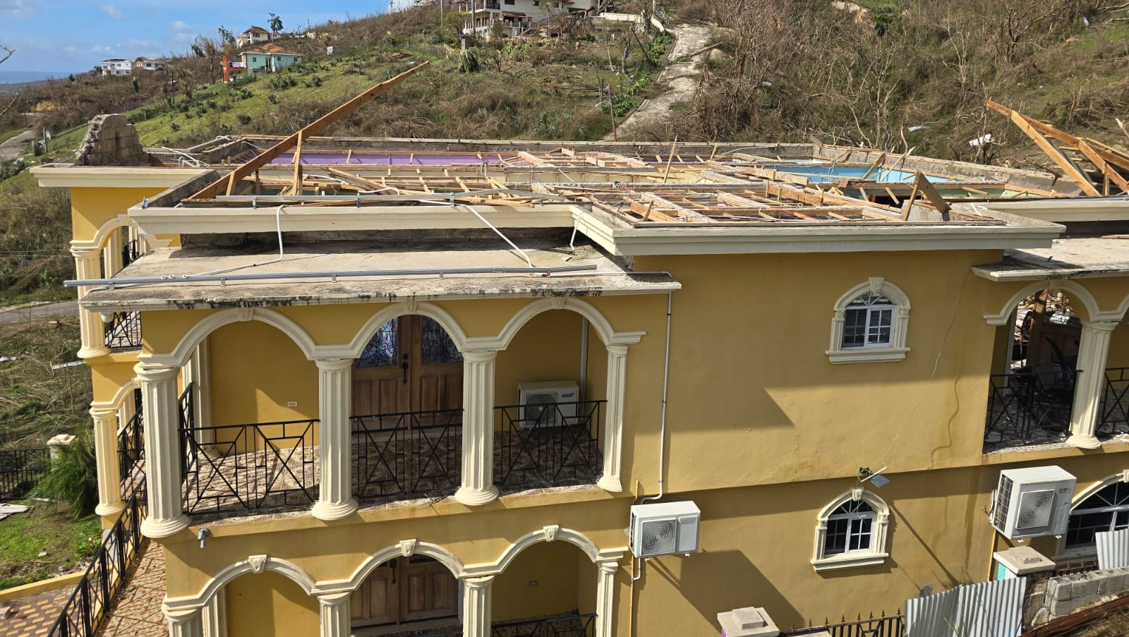 Fundraiser by Marvette Shaw : Help Marvette rebuild after hurricane Melissa