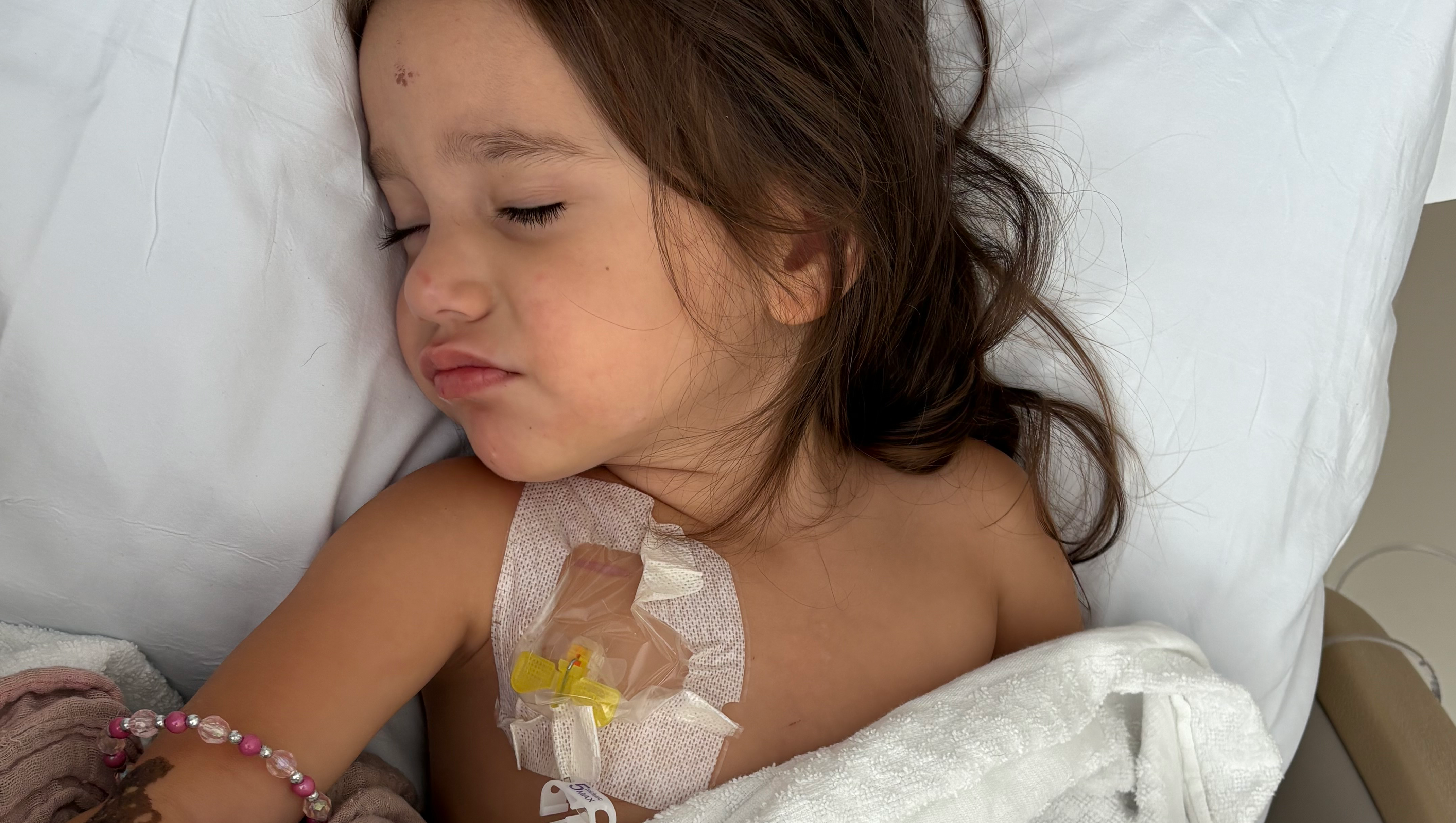 Fundraiser for Gregory Crofts by Elizabeth Moore : Layla's Fight ...