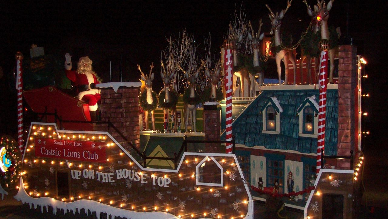 Fundraiser by Louie Diaz : Help Keep Castaic's Santa Float Afloat
