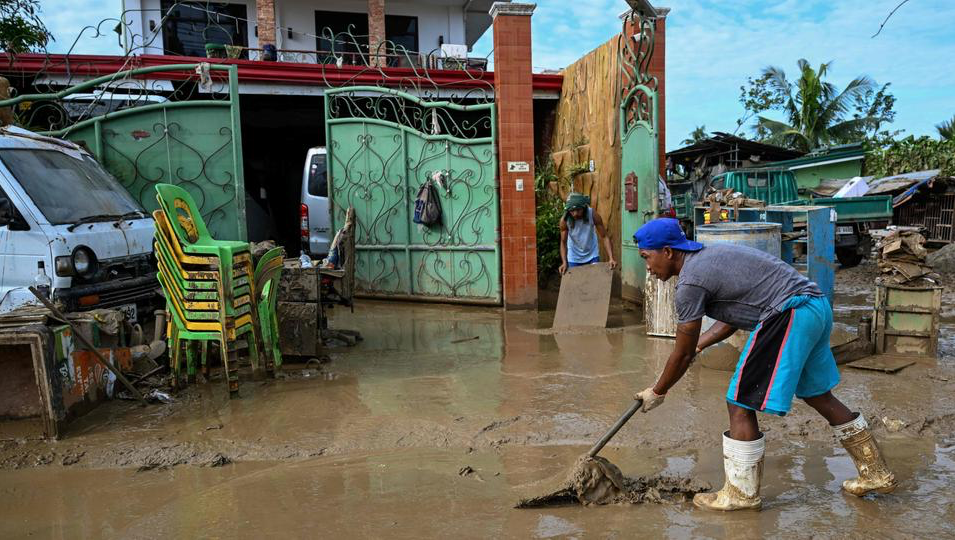 Fundraiser by Michael Lederle : Taifun Philippinen