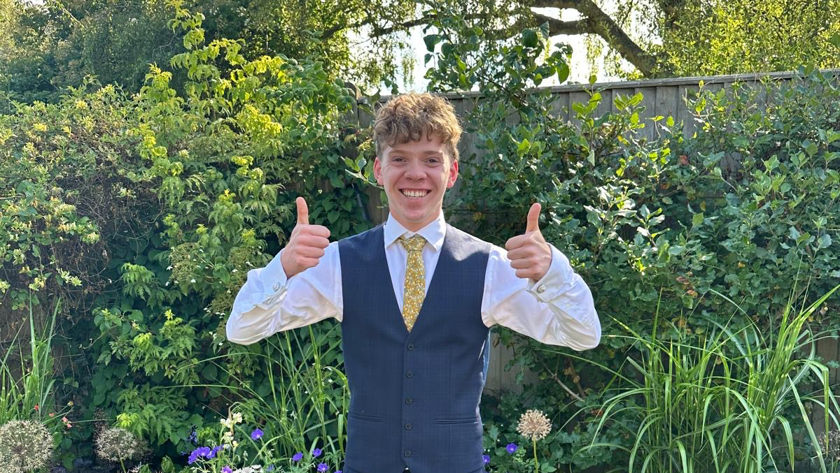 Fundraiser for Joanne Holton by Henry Holton : Fund My Gold Dofe ...