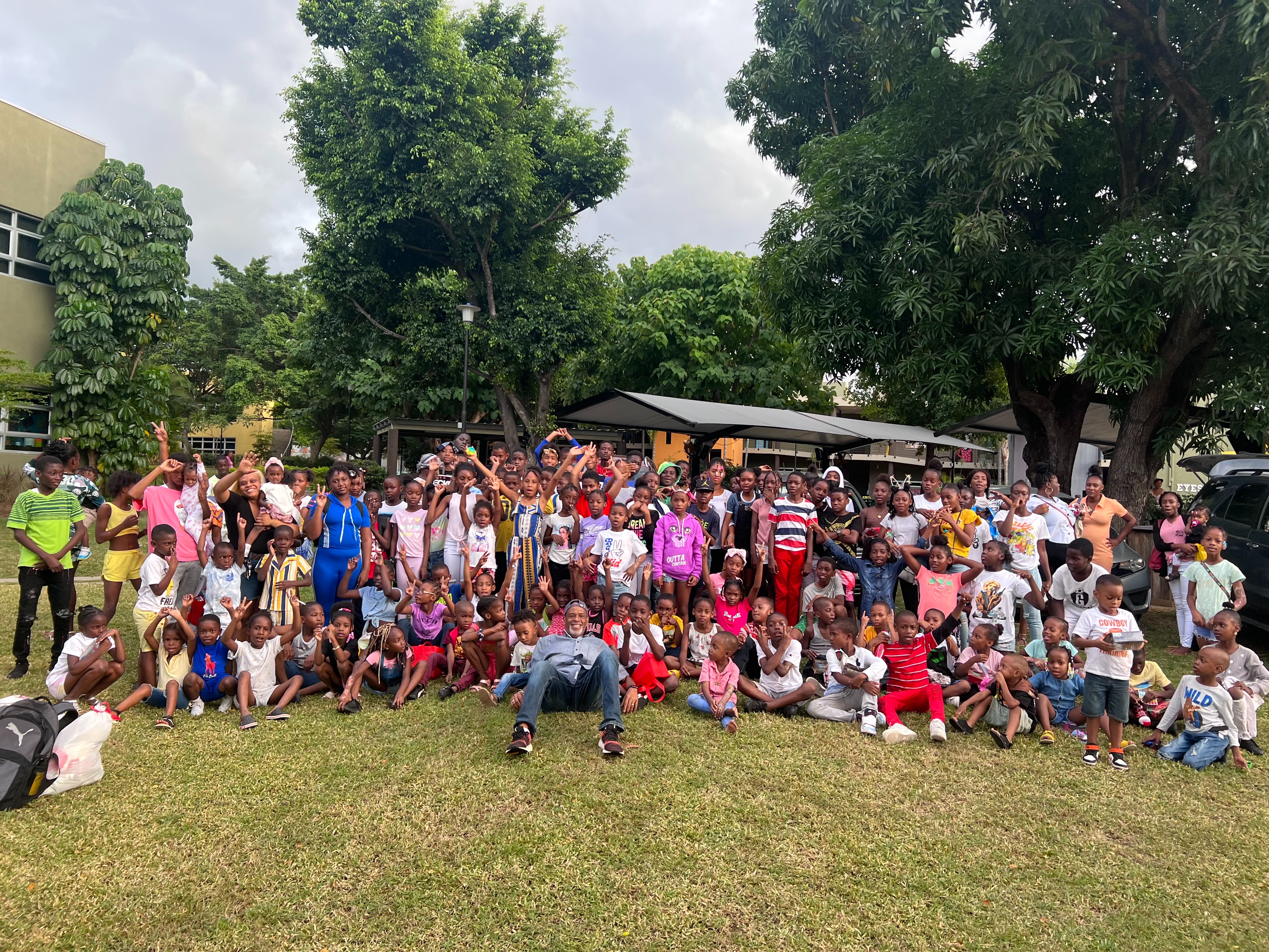Fundraiser by Kia-Simone Bell : The Bell Family Christmas Treat ...
