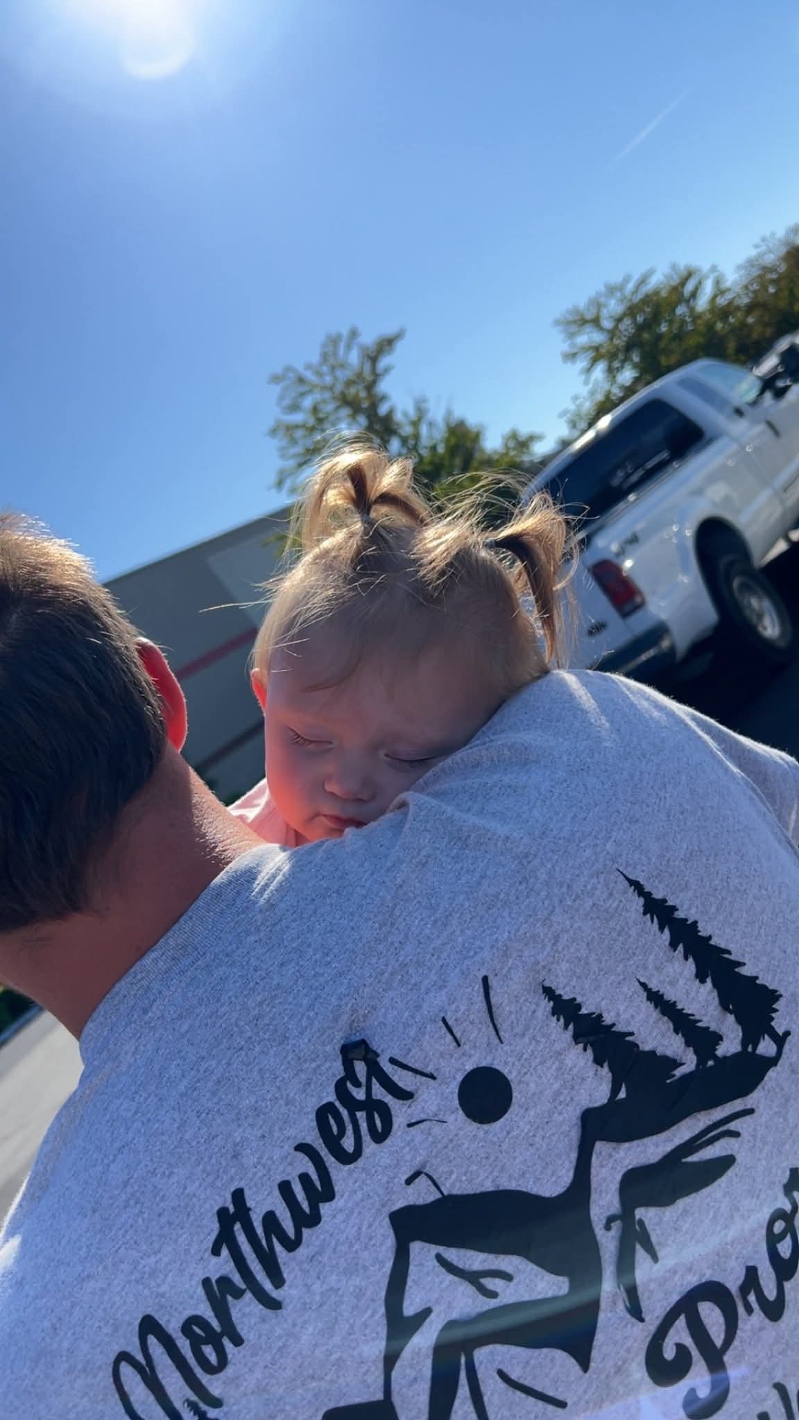 Fundraiser for Danny Ray by Charlotte Berry : Support Danny & Chelsea After Losing Bonnie