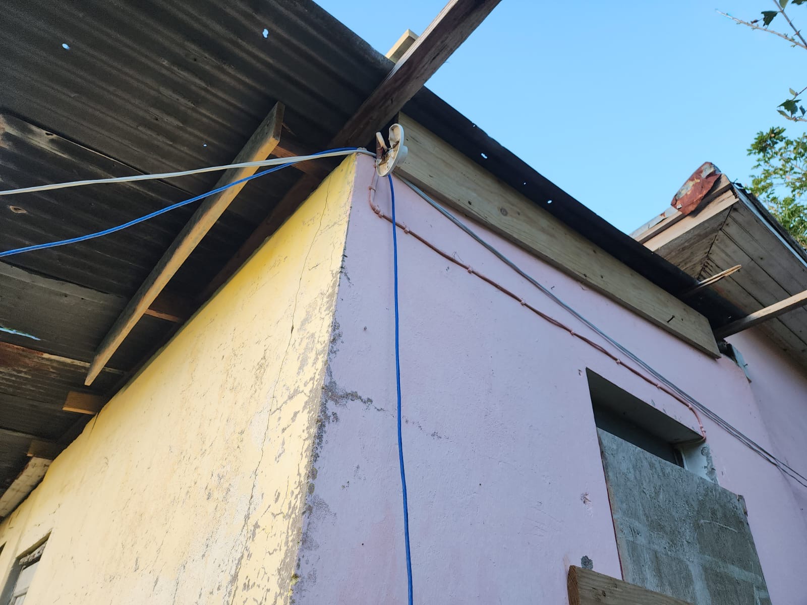 Fundraiser by Sam Lewis : Help Gwane’s family after hurricane Melissa