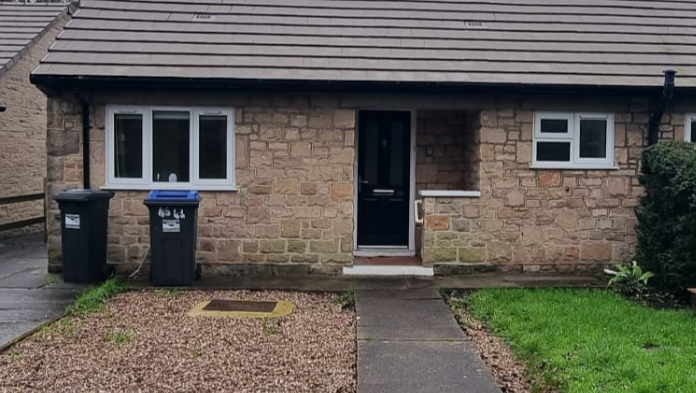 Fundraiser by Mark Saunders : Make my house a home