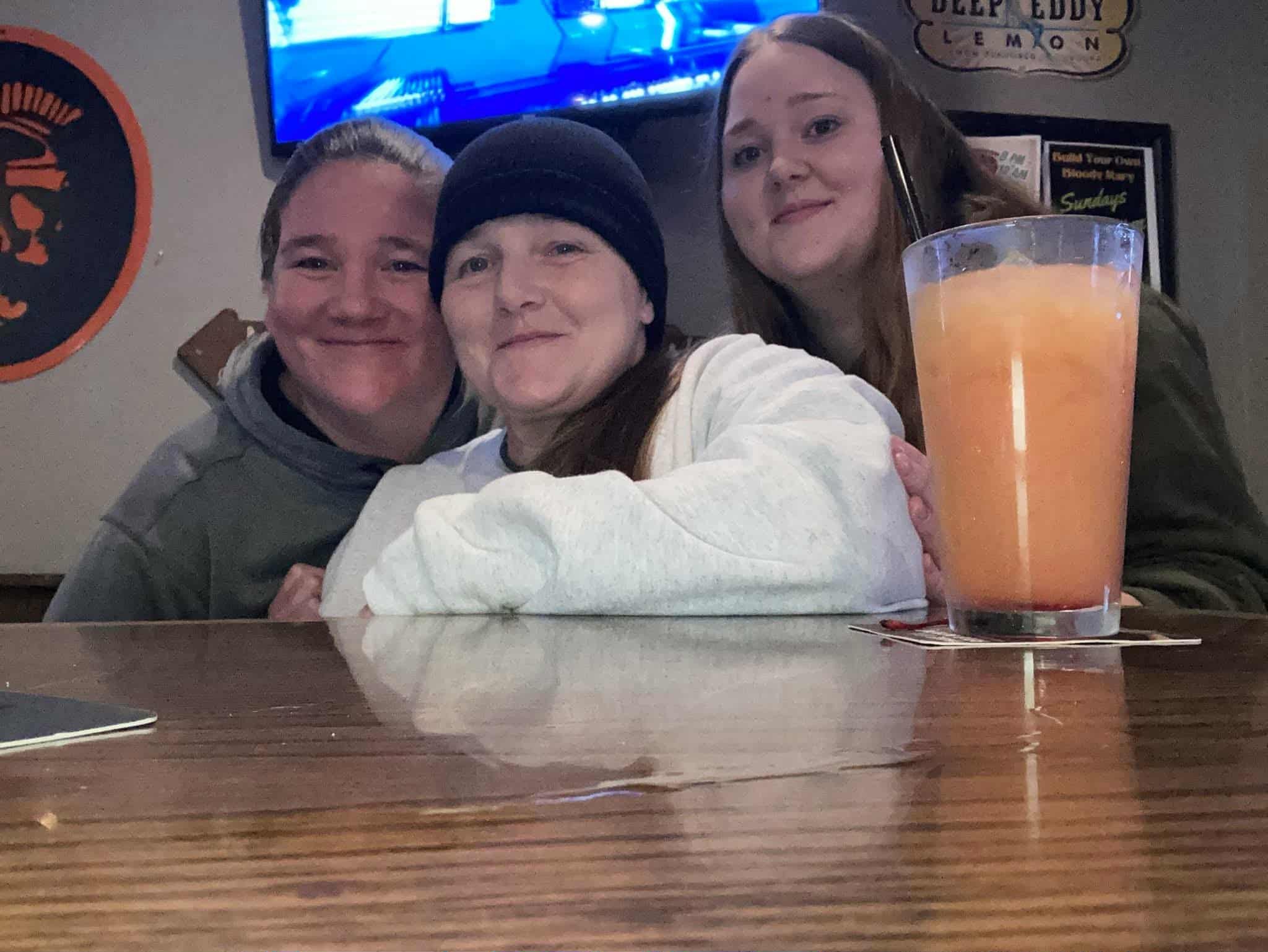 Fundraiser for Amber Moore by Misty & : Honor Shelly: help her return ...