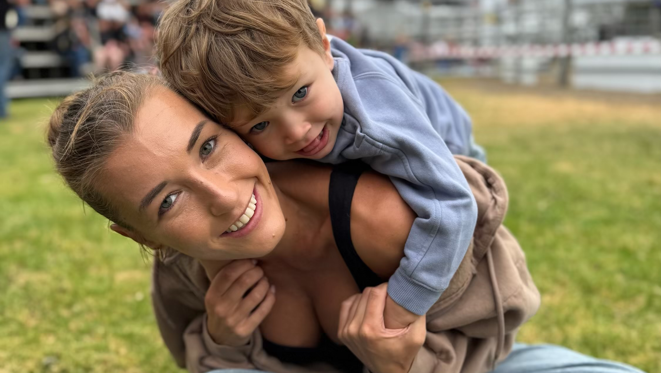 Fundraiser by Maddison Smith : Support Maddi Through Thyroid Cancer Surgery & Recovery