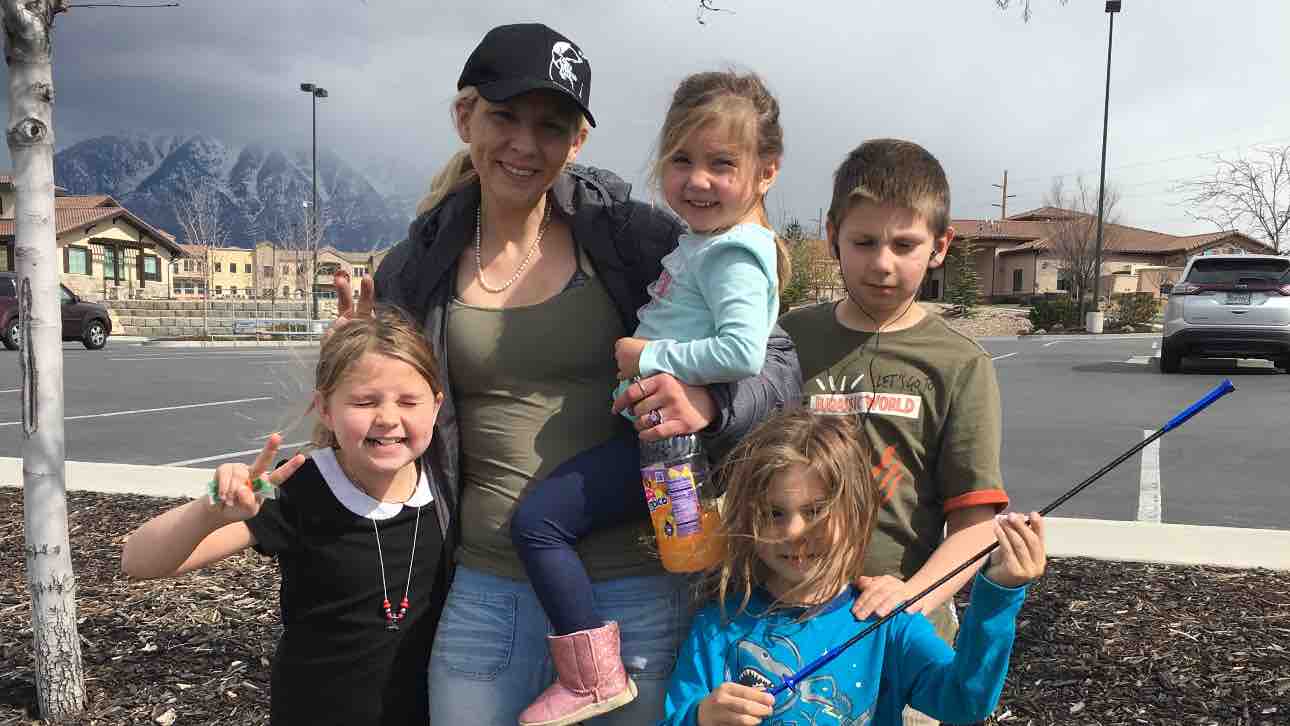 Fundraiser by Tony Devey : Help Sarah and Kids Move to Safety