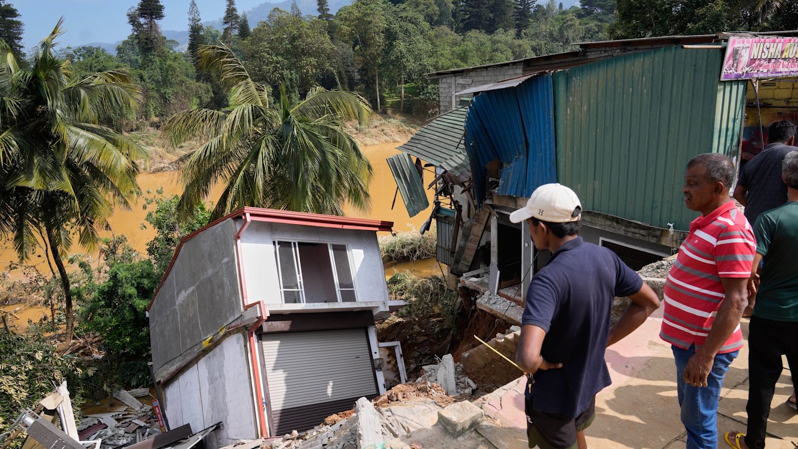 Fundraiser by Senuli Amavindi : Help Sri-Lanka Recover