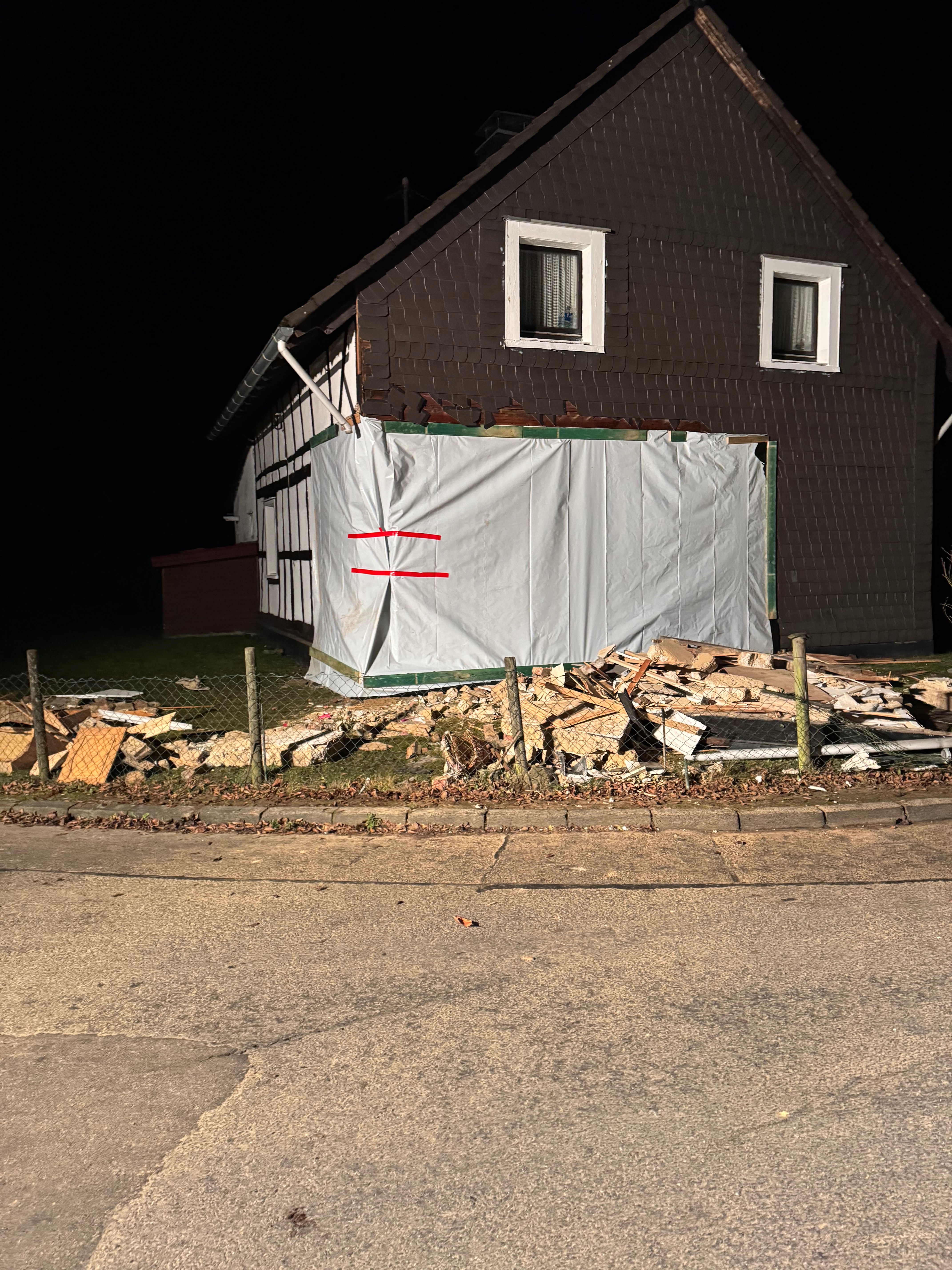 Fundraiser by Robin Hannes : Hilfe für Elli - Fachwerkhaus ...