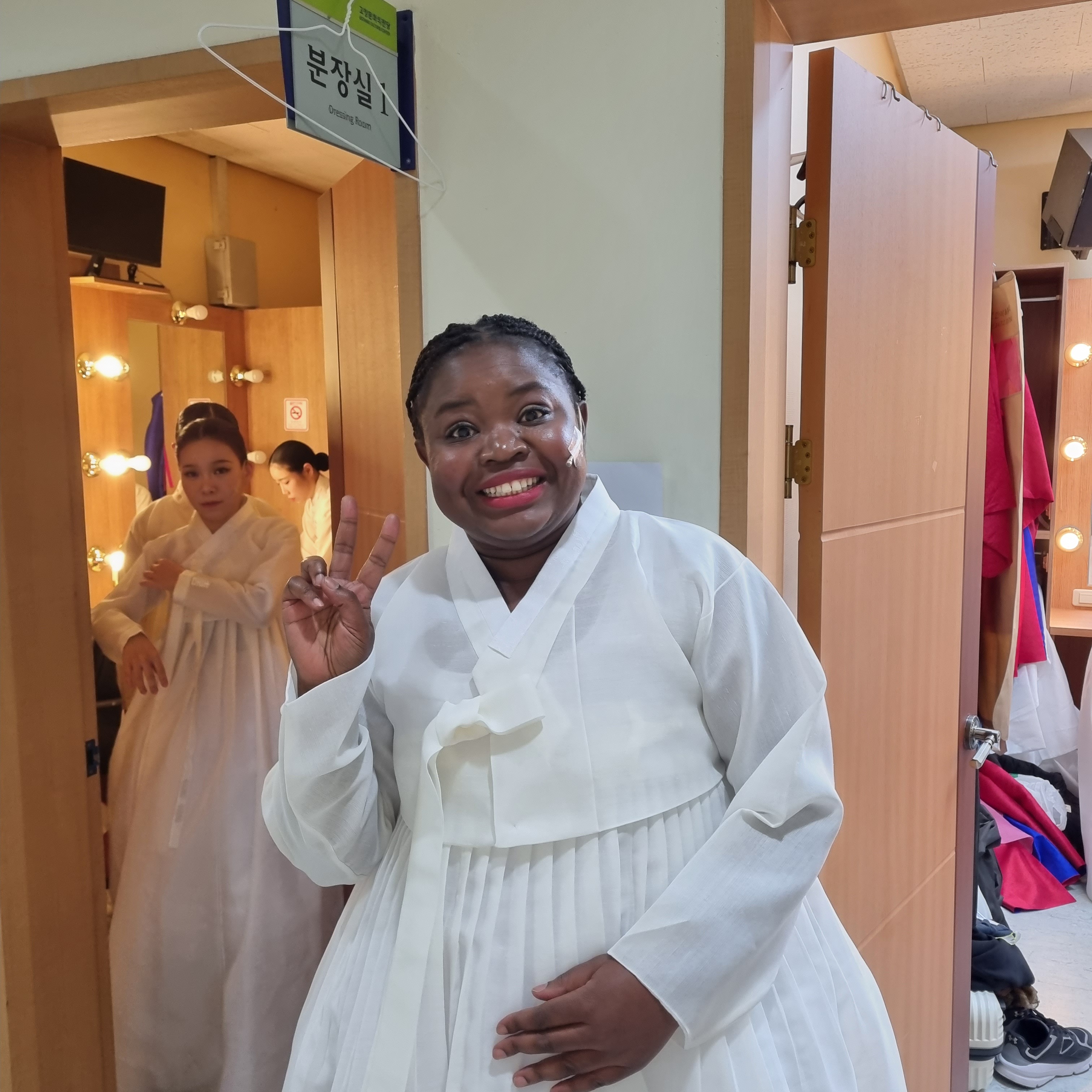 Fundraiser by Laure MAFO : Continuer mon reve coreen: La maitrise du ...