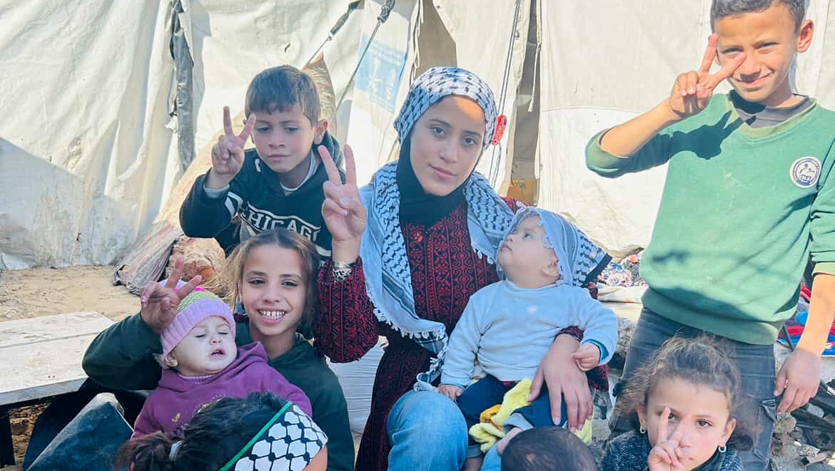 Fundraiser by Aisha Kiani : Support Reem Hammad's Family in Gaza