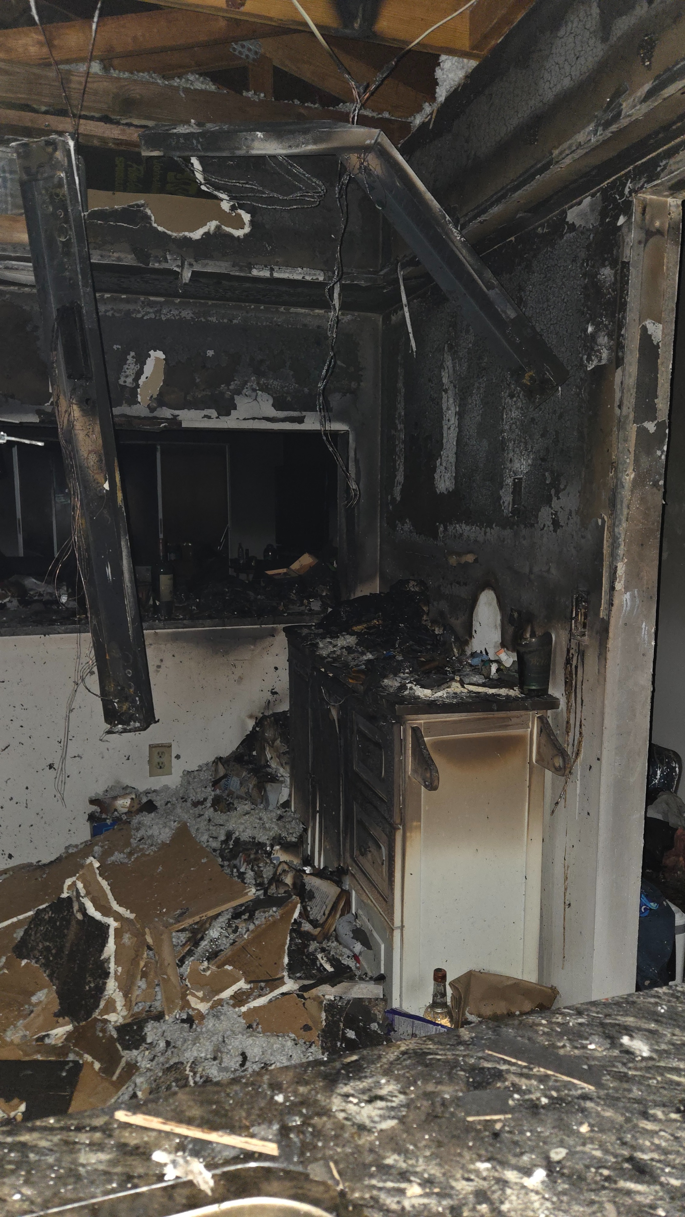 Fundraiser by Ildiko Hall : Help Donna Rebuild After House Fire