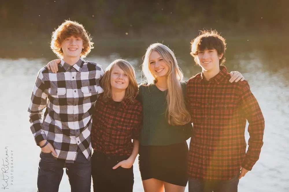 Fundraiser by Aria Faith : Chansons truck repair