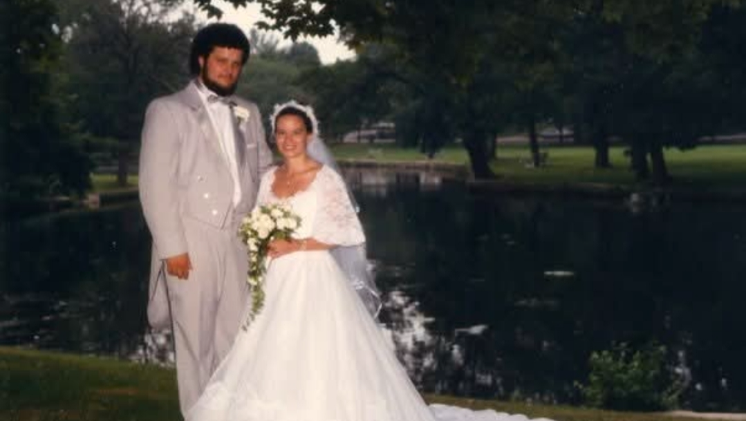 Fundraiser by Charlene Lewis : Help Ken Give Tina a Loving Farewell