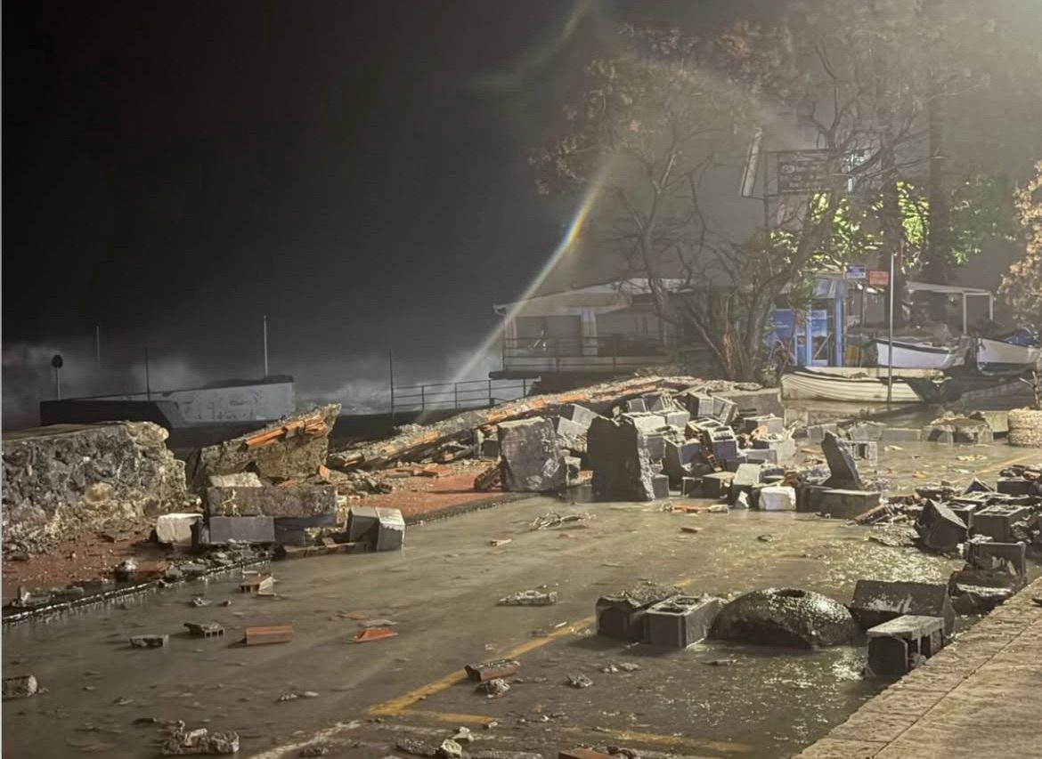 Fundraiser by Carmelina Pellegrino : Support for Letojanni from Storm Harry