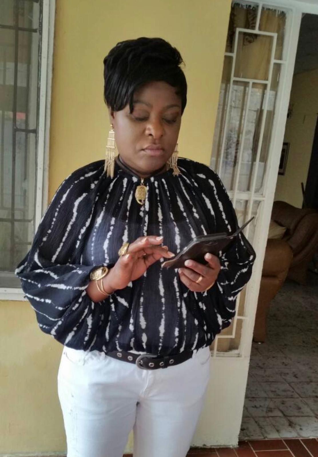 Fundraiser by Lisa Kasenga : Würdiger Abschied von Mama Arlette